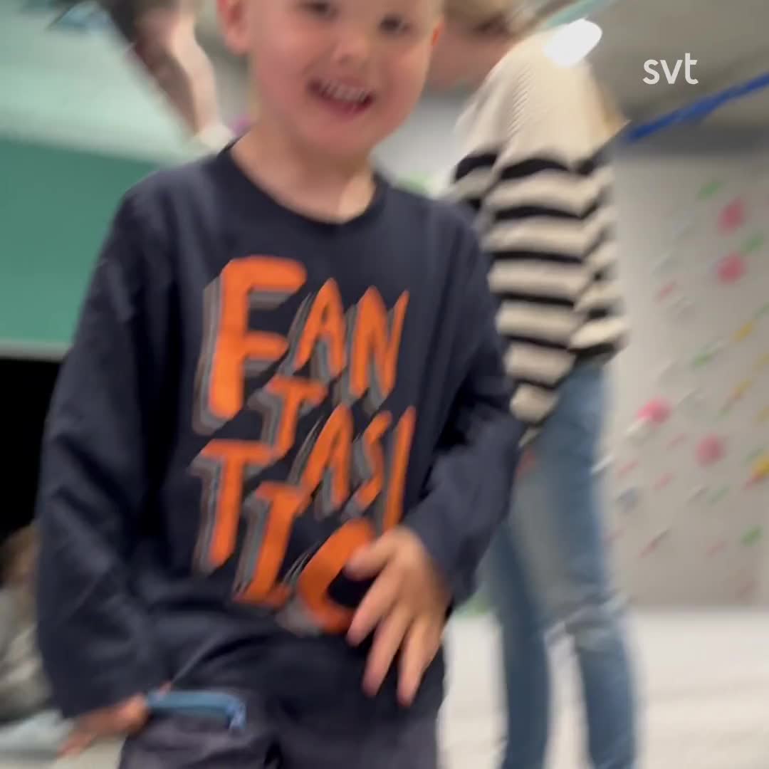 Ovanliga linsmoln prydde himlen i Härnösand i veckan | SVT Nyheter